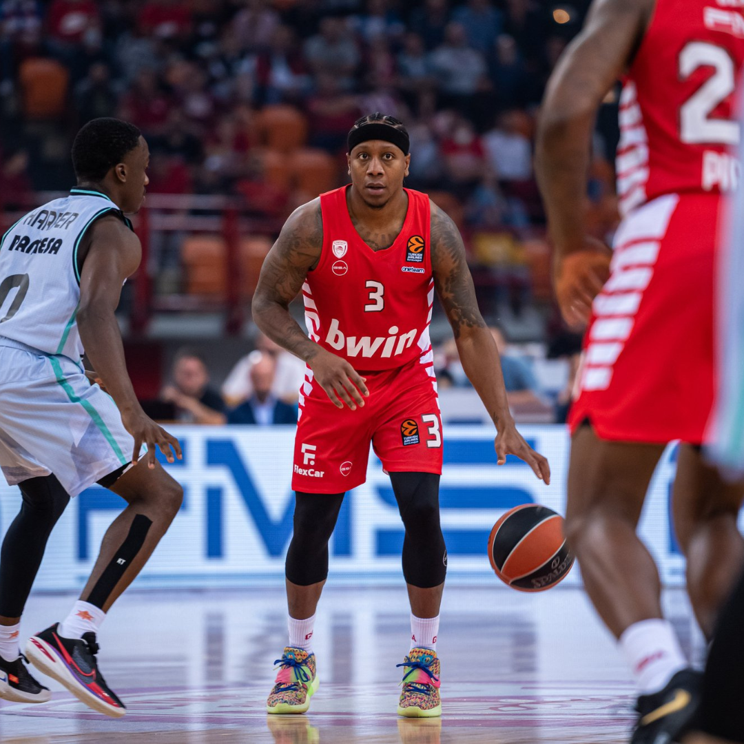 Isaiah Canaan connects 8/11 triples in latest Olympiacos domestic triu ...